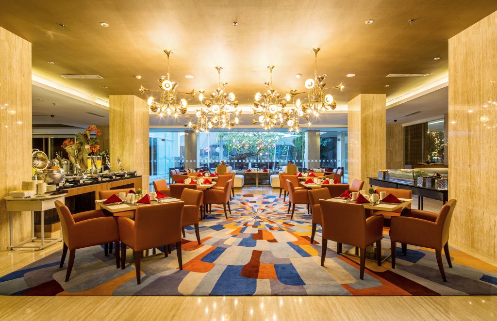 Nikmati Pergantian Tahun dengan Menu ‘Sapi Guling’ di Grand Aston ...