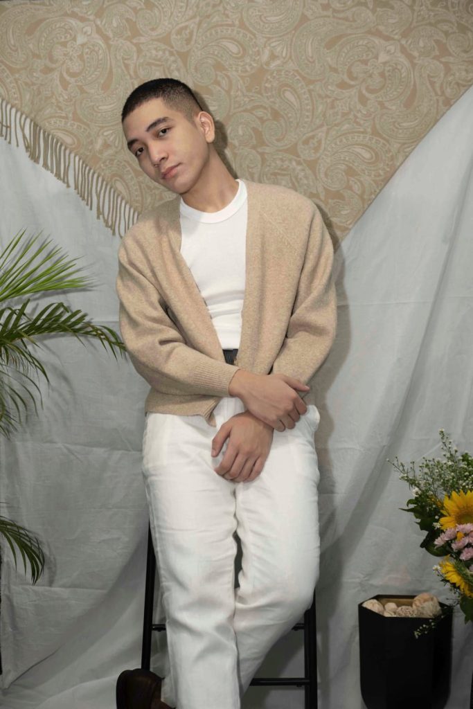 "Pengagum” Jadi Lagu Bahasa Indonesia Pertama Rafi Sudirman - Aktual ...