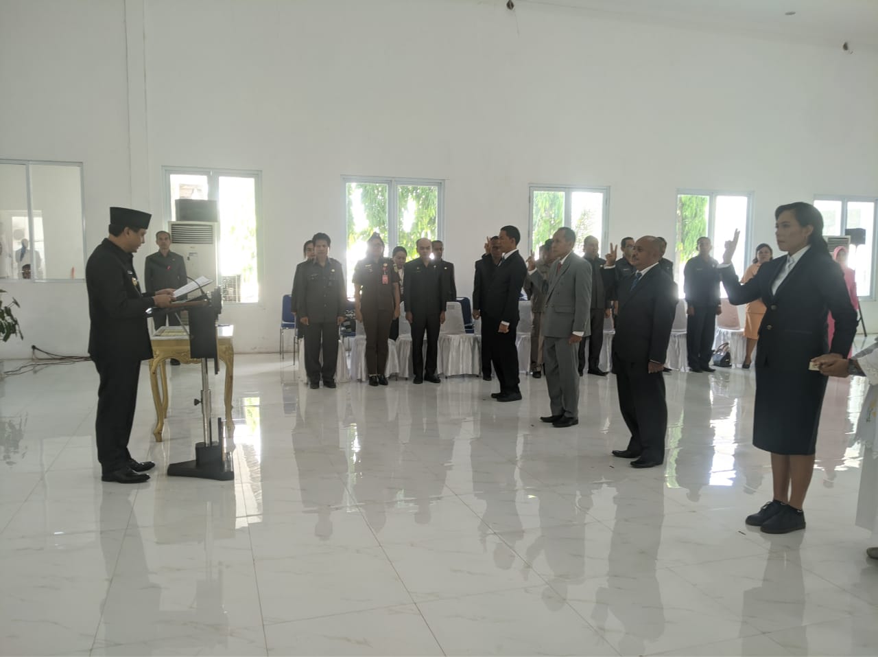 Bupati Belu Lantik Vinsen Dalung, Robert Mali, Blasius Lonis dan Yeani ...